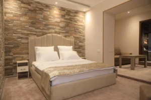 DeLin Hotel - OTA